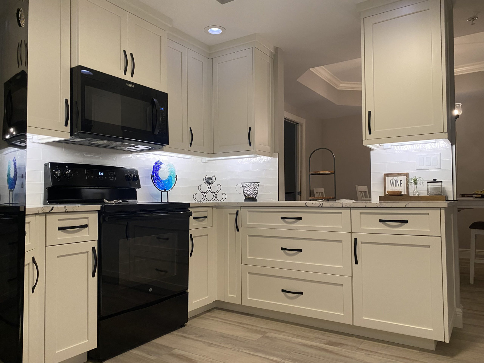 Living Small: Cabinet Solutions Perfect for Your Smaller Apartment ...